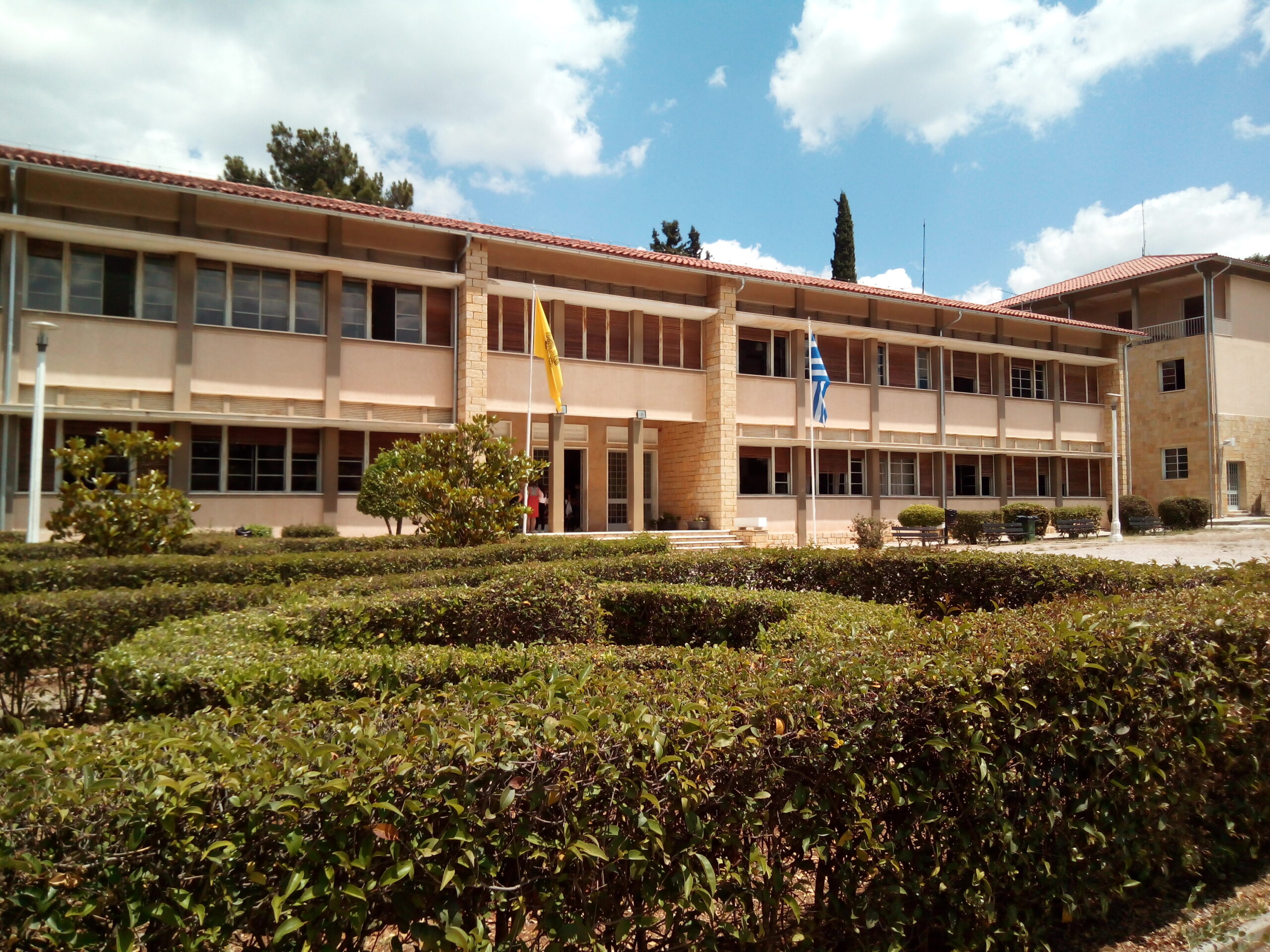 Οι επιτυχόντες στην προφορική εξέταση της Σχολής Μαθητείας Υποψηφίων ...